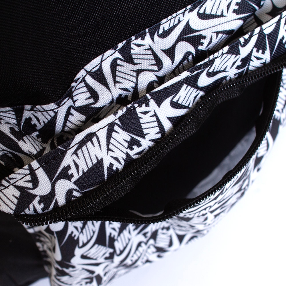 Black & White Swish Pattern Nike Heritage Printed White O Wings Backpack