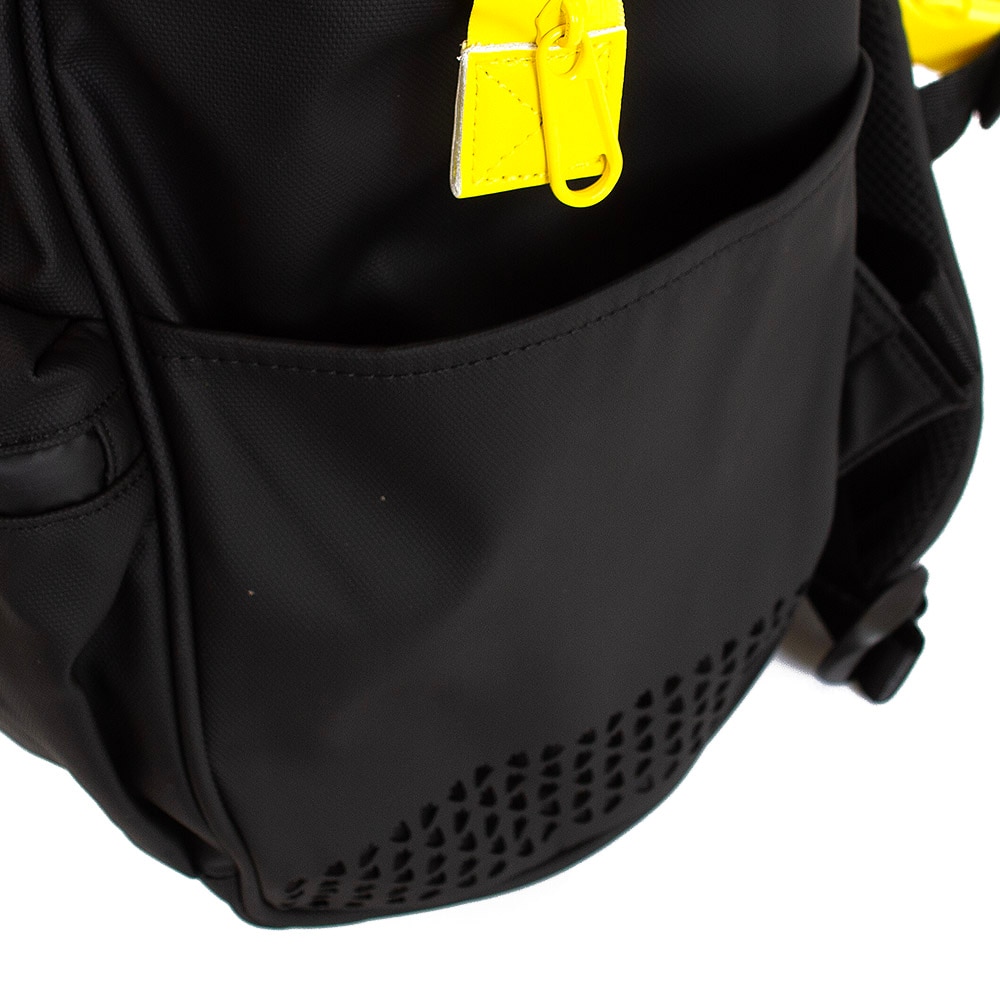 Black Portland Gear 16"x11" Cascade Weather-Proof 25 Yellow O Backpack